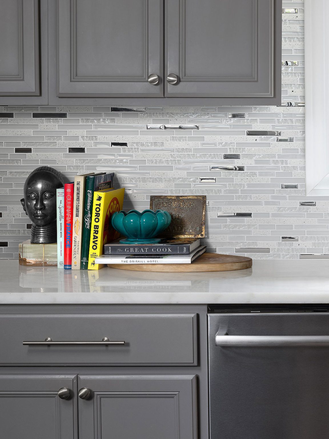 23+ Best Backsplash for Quartz Countertops ( TRENDY ) - Tiles