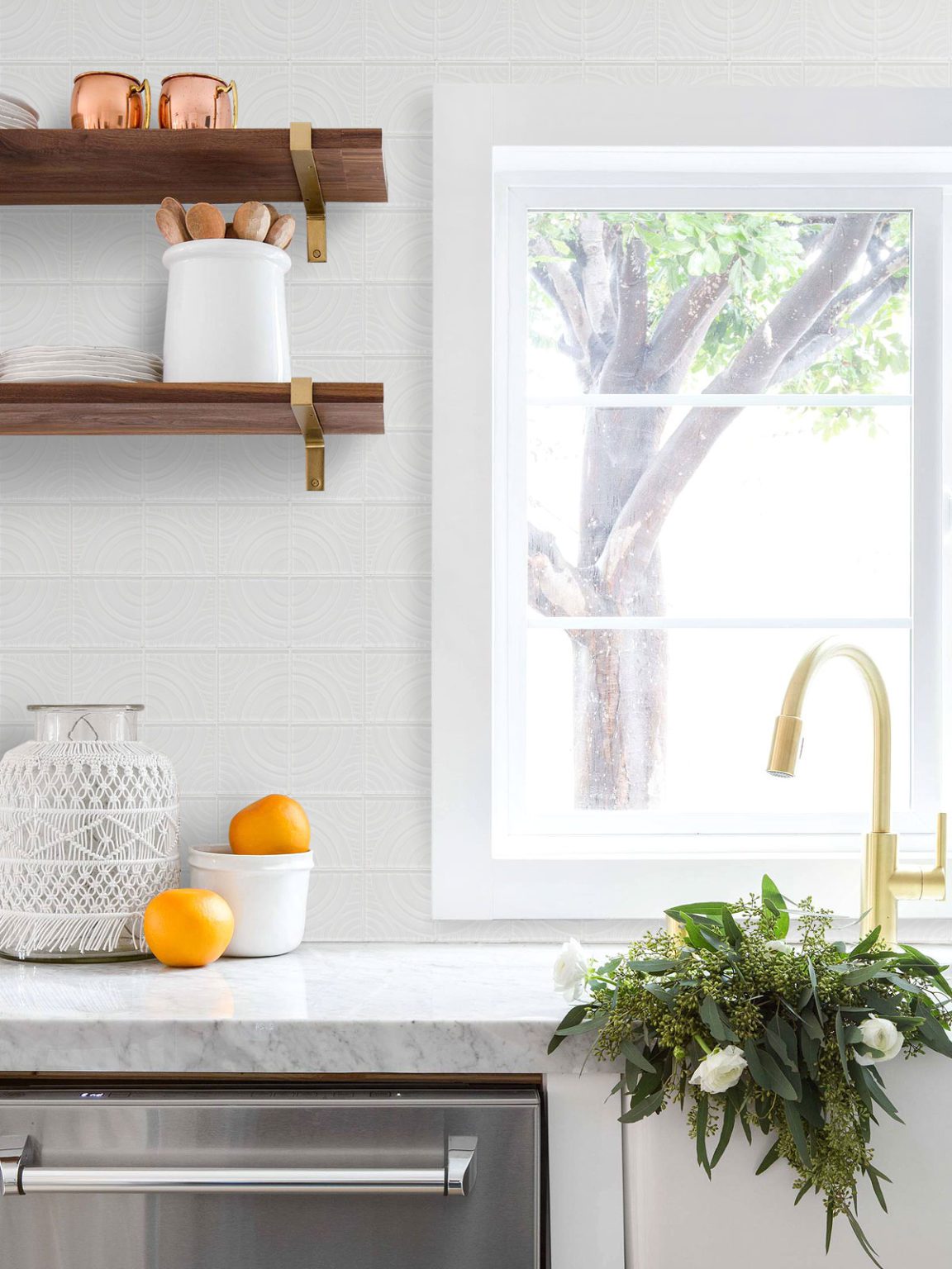 16+ How to Cut Backsplash Tiles? ( EASY & ACCURATE CUTS )