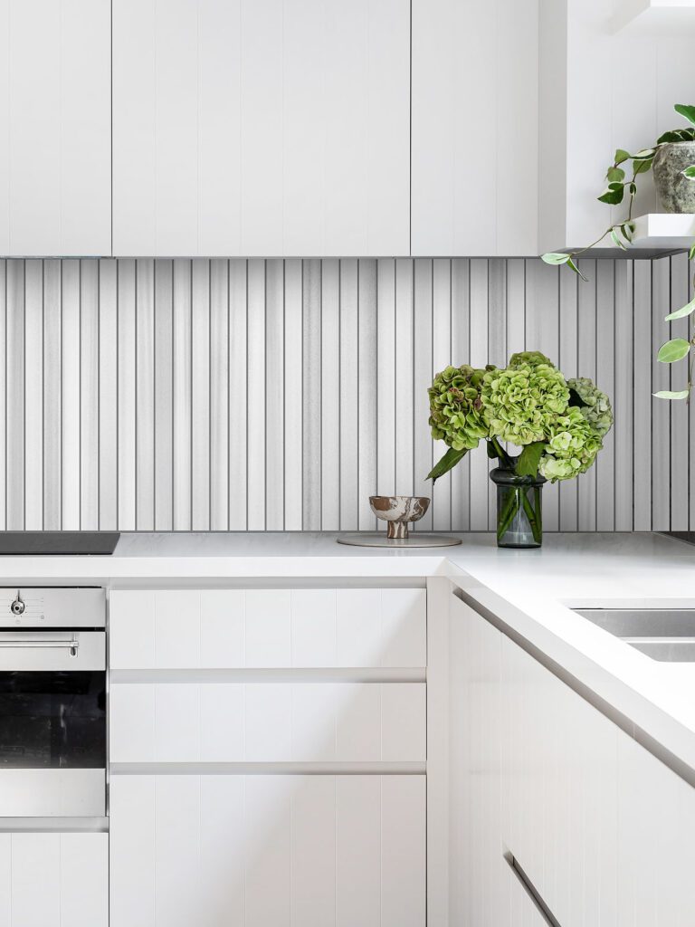 14+ Vertical Subway Tile Backsplash (MODERN) - Subway Tiles
