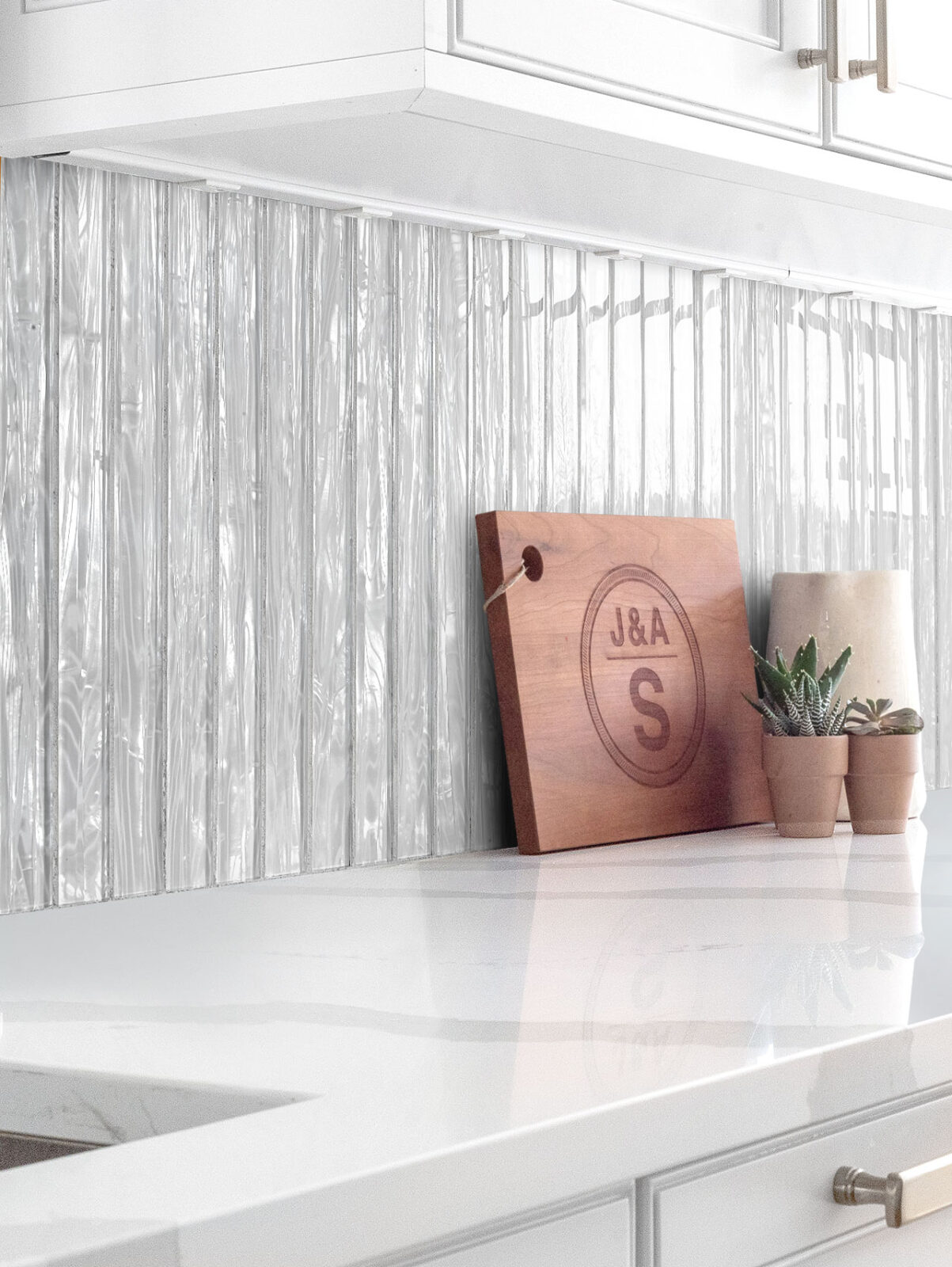 Shell Glass Elegant Backsplash Tile