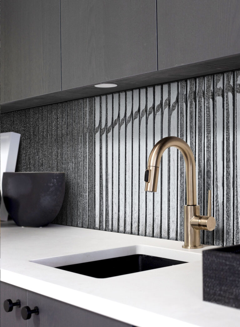 Shimmery White Glass Modern Backsplash Tile