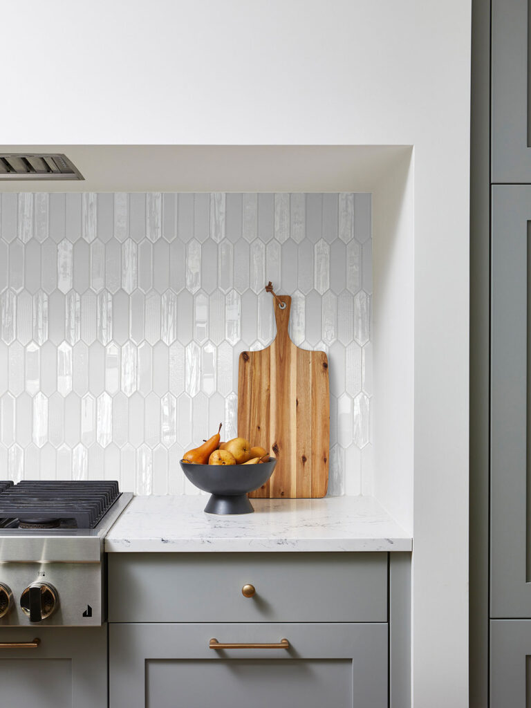 Pearl Glass Picket Design Backsplash Tile ( Unique Pearl Glass )