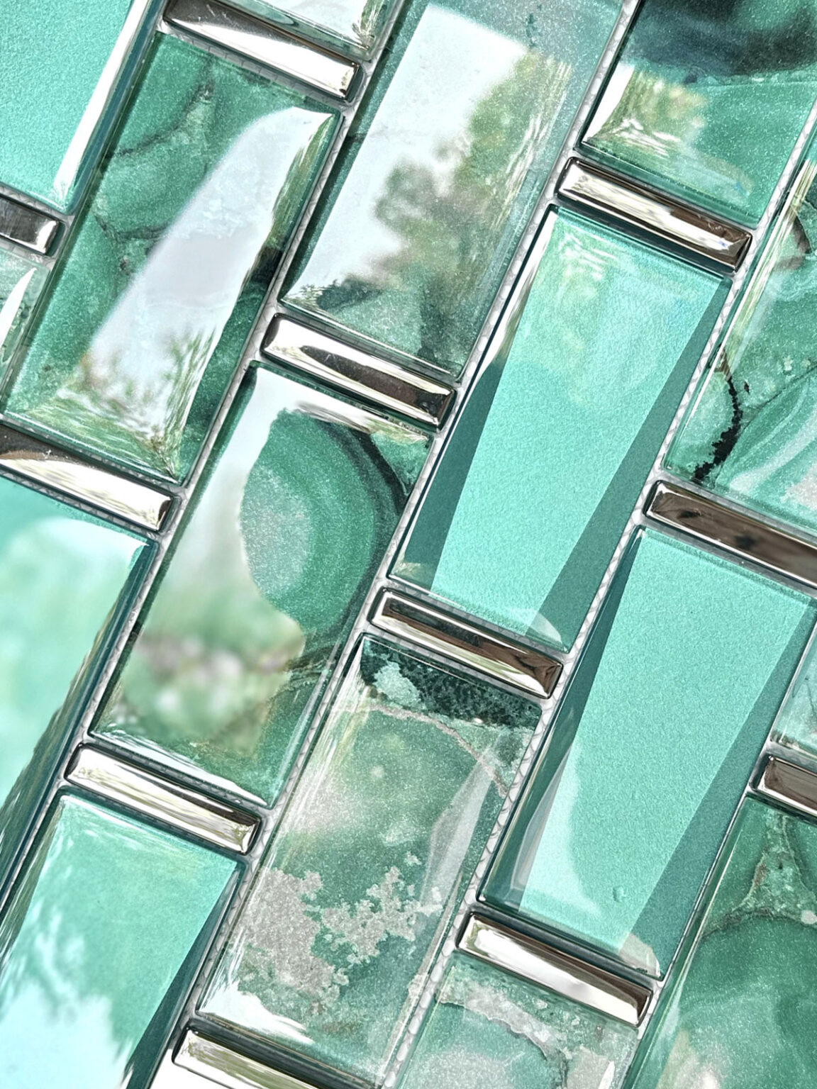 Green Unique Glass Subway Beveled Glass Backsplash Tile
