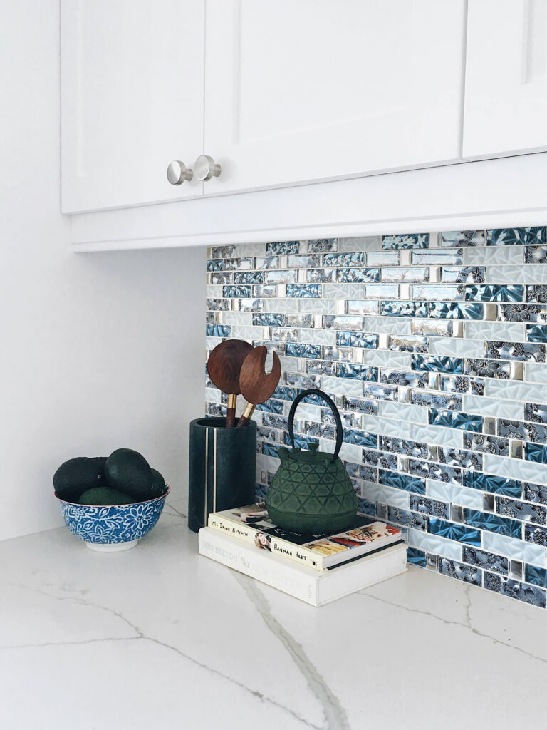 ( SAMPLE) - BA8011 - Backsplash.com